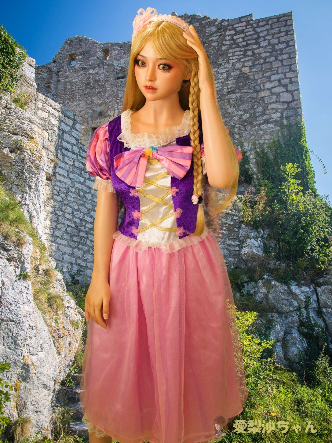 愛梨沙ちゃん: "お姫様衣装の絵莉花ちゃん。😄 140㎝サイズでも余裕です。😅 #bbdoll #ラブドール…" - Pawoo