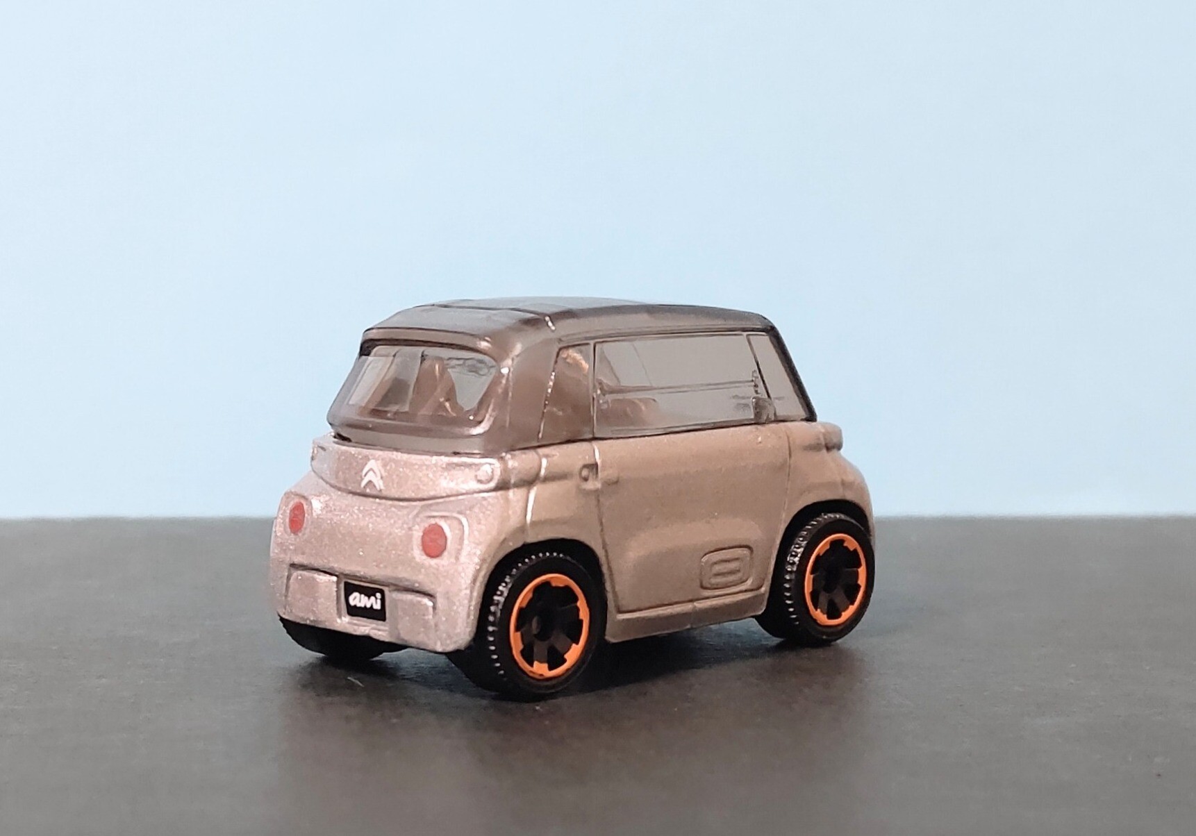 ターボ5号: "シトロエン・アミ #マッチボックス" - Pawoo - 創作活動や自由なコミュニケーションを楽しめる場