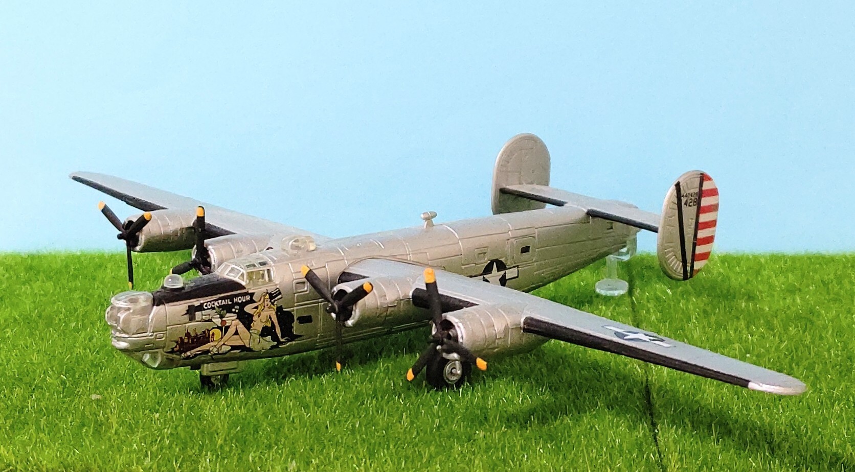 ターボ5号: "コンソリデーデッド B-24 リベレーター #アメリカ陸軍航空隊 #B24 #リベレーター" - Pawoo - 創作活動や ...