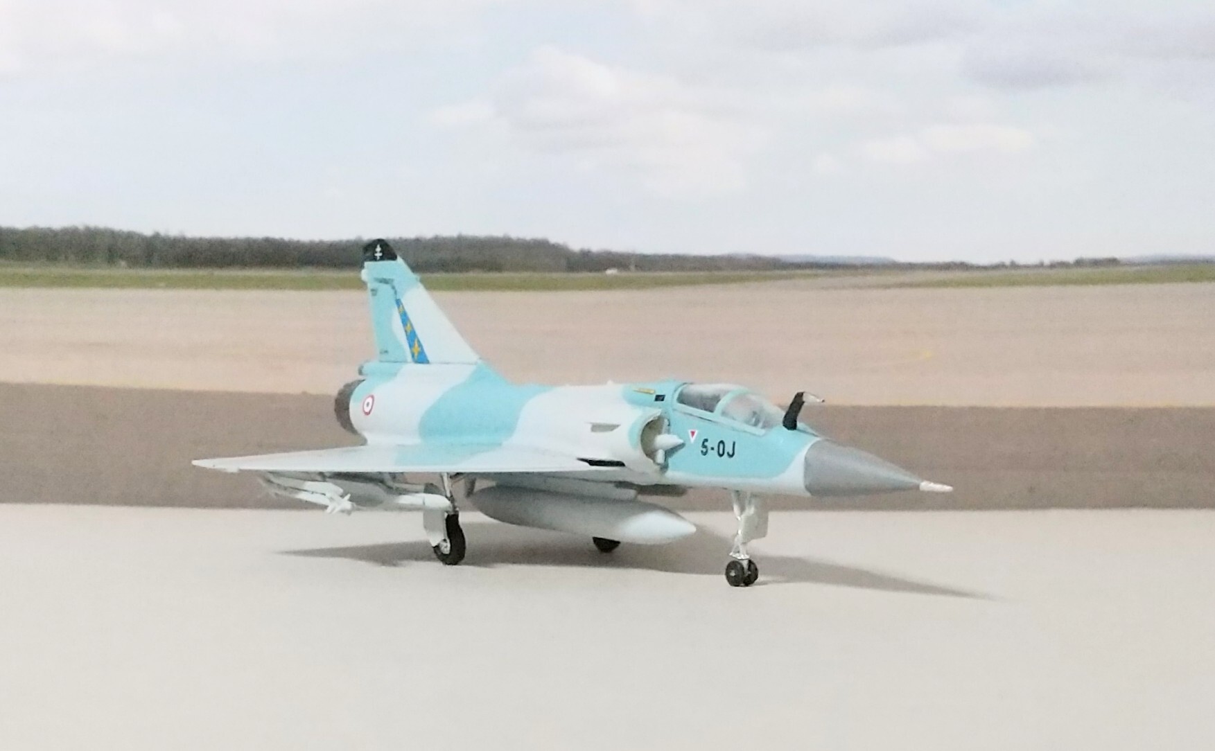 ターボ5号: "ダッソー ミラージュ2000C フランス空軍 第5戦闘航空団 第2戦闘飛行隊 「イル・ド・フラ…" - Pawoo - 創作 ...